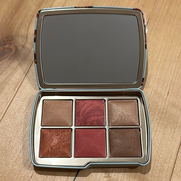 Hourglass | Makeup | Hourglass Face Palette Snake | Poshmark